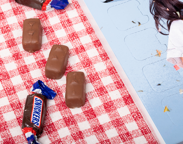 Customised box of 25 Snickers chocolates - Made in Gift