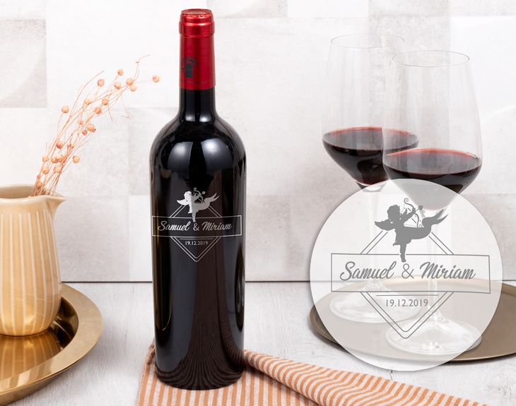 Botella de vino con corazón grabado- Regalo Original