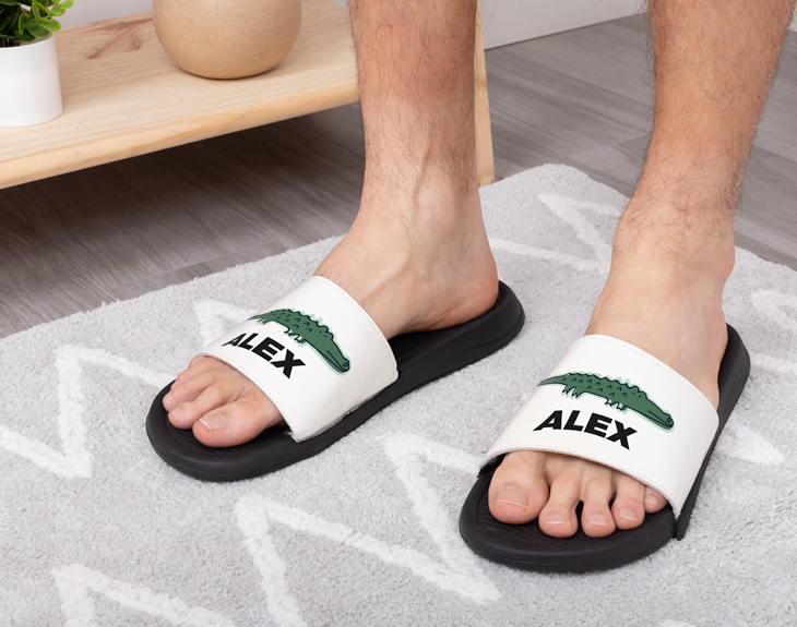 Personalised rubber slippers "Crocodile" - Made In Gift
