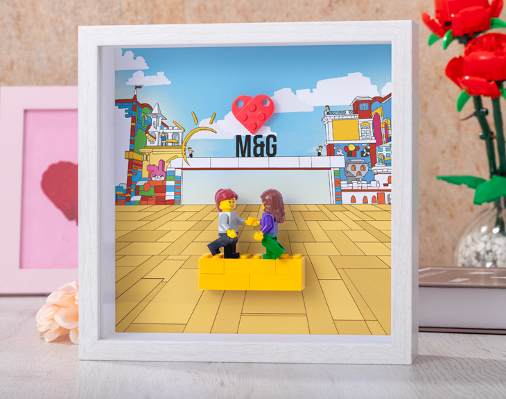 Marco de madera "Loveland" con minifiguras Lego - Regalo Original