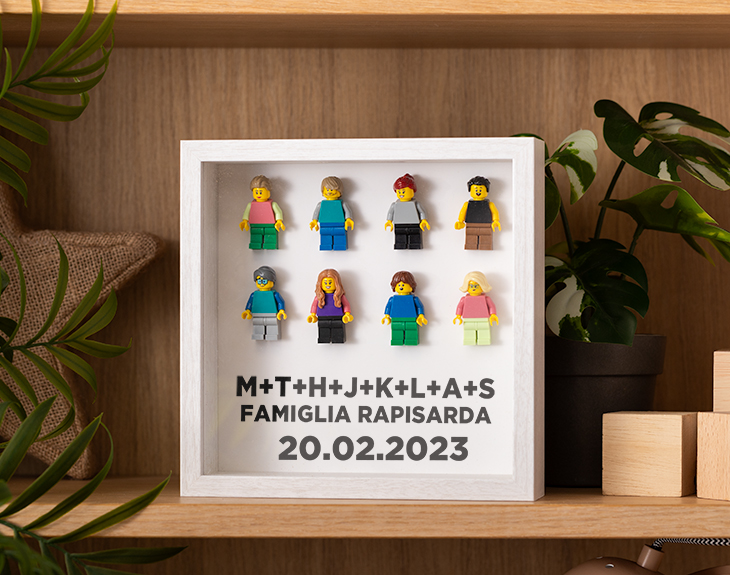 Cornice in legno con minifigure Lego - Made In Gift