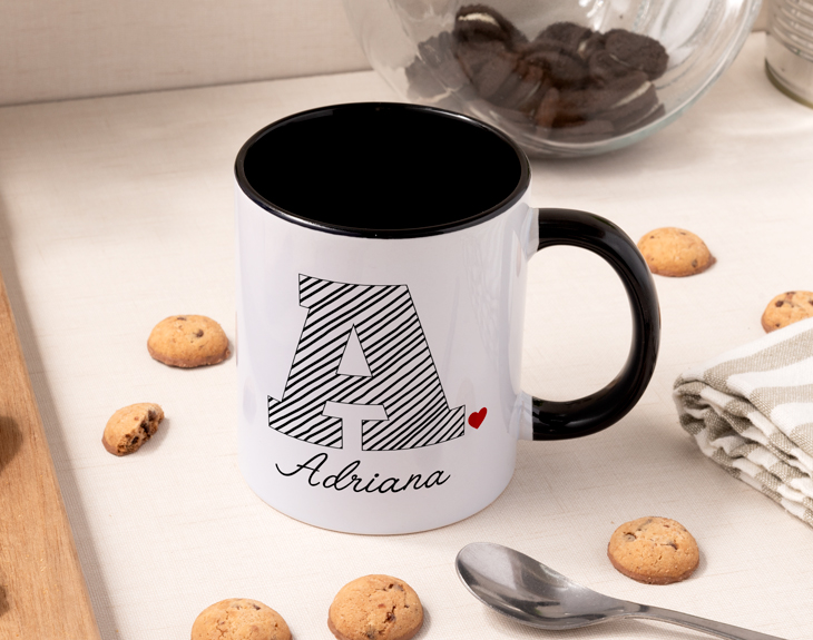 Tasse personnalisée "Alphabet Sketch" - Made In Gift
