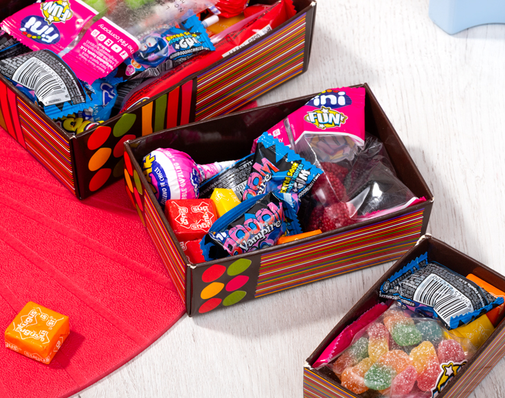 Sweets tower "Lego Family" - Made In Gift